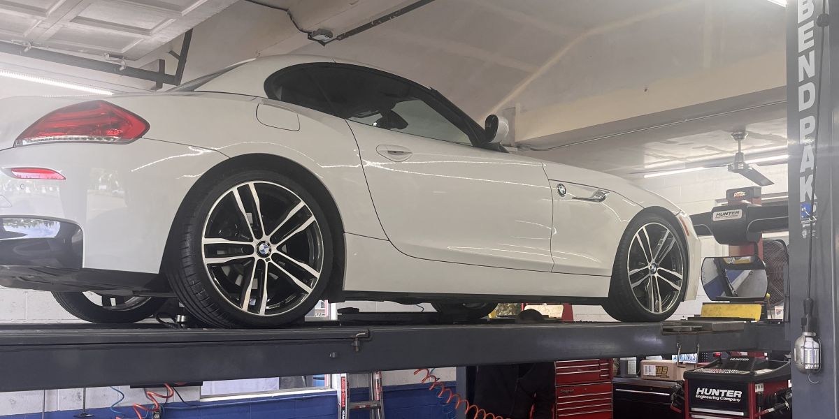 Signs Your Vehicle Needs Suspension Repair | Springs Brake and Suspension